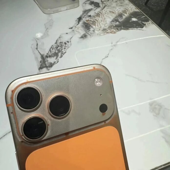 iPhone 17 Pro Max’s Shocking Color Fade After Wiping with Wet Cloth ...