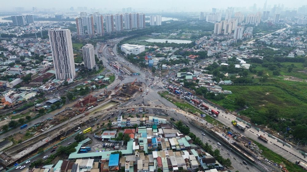 Why Are Road Barriers and Construction Sites Still Prevalent in Ho Chi ...