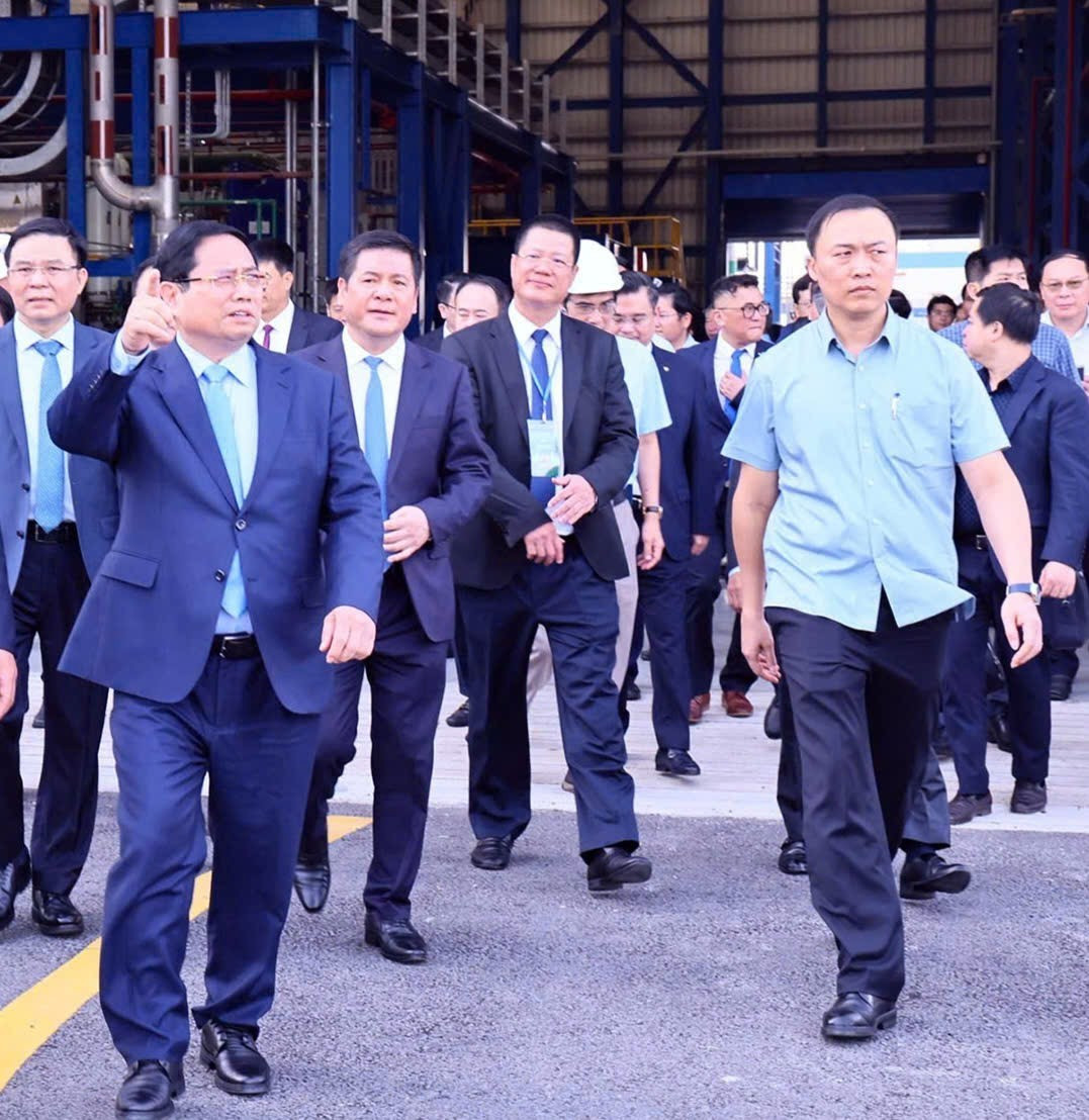 Prime Minister Compares Nhon Trach Thermal Power Project to the Legend ...