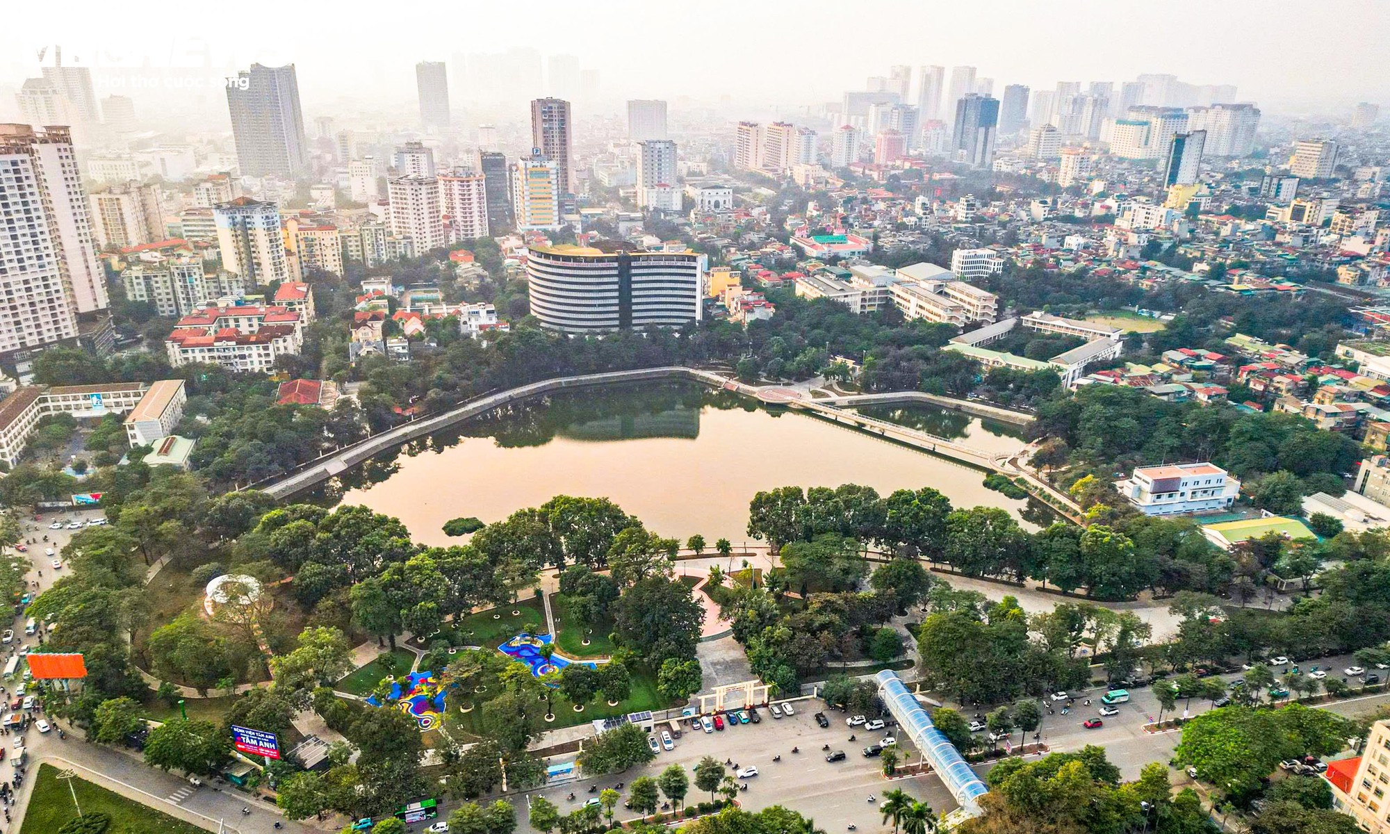 Marvel at the Guitar-Shaped Pedestrian Bridge in Hanoi’s Central Park ...