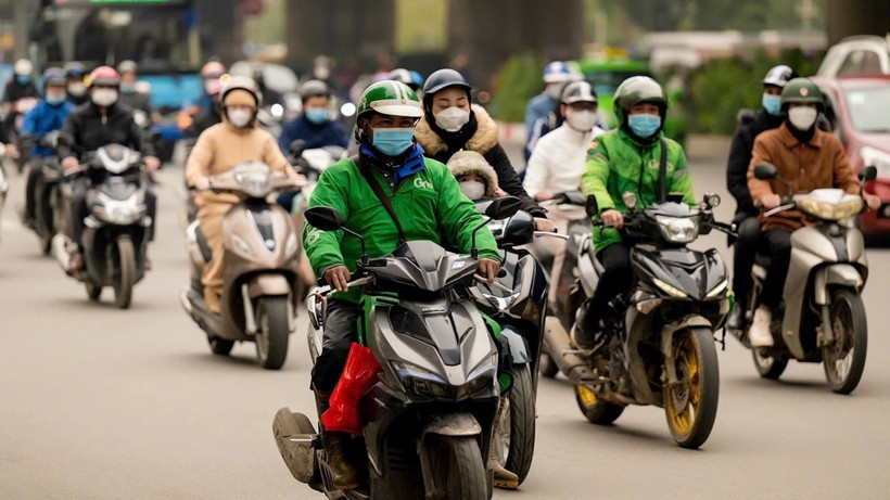 Proposed Ban on Gasoline-Powered Ride-Hailing Vehicles in Hanoi - xe.today