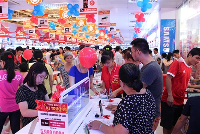 The Evolution of Electronics Retail: A Time for Strategic Filtering ...