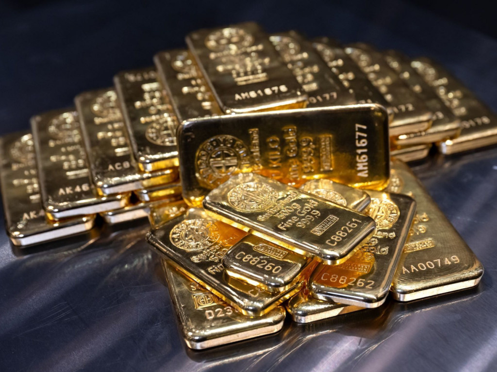 Global Gold Prices Surge to Unprecedented Highs, Hitting $5,600/Ounce ...