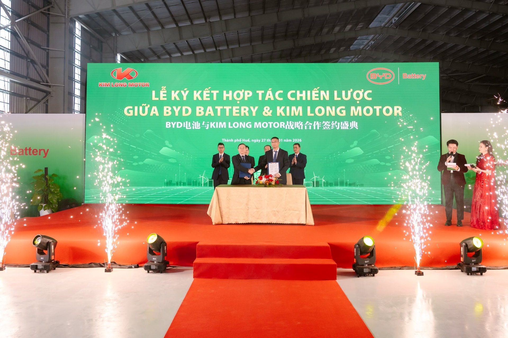 Vietnamese Automaker Partners with China’s Top EV Giant to Build $130 ...