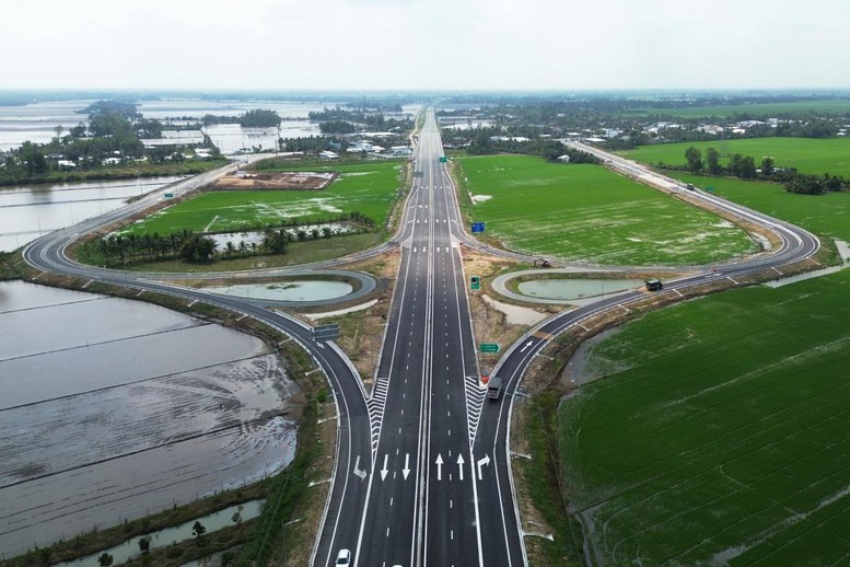 Climate-Resilient Expressway Solutions for the Mekong Delta: What’s the ...